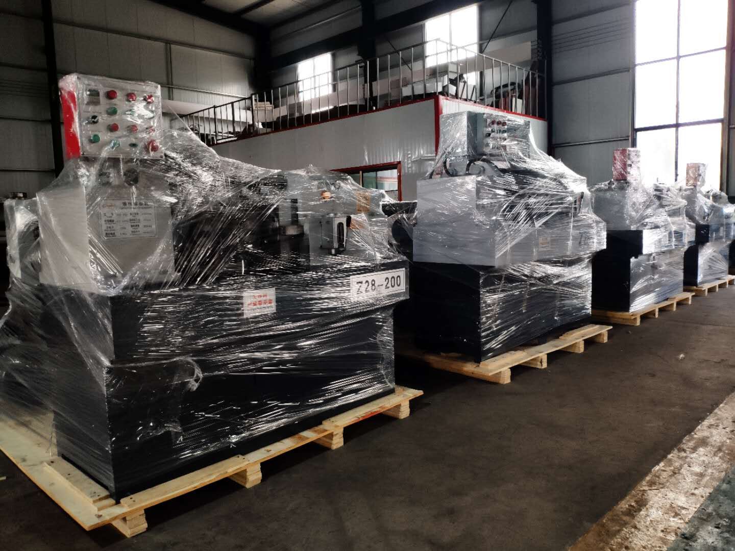 Greatcity Automatic Thread Rolling Machine , Ball Screw Making Machine ...